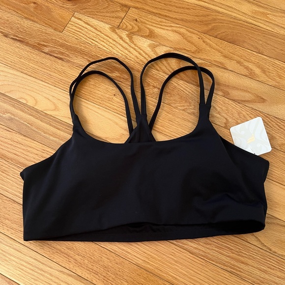 Intimates & Sleepwear | Nwt Fabletics Low Impact Strappy Sports Bra ...